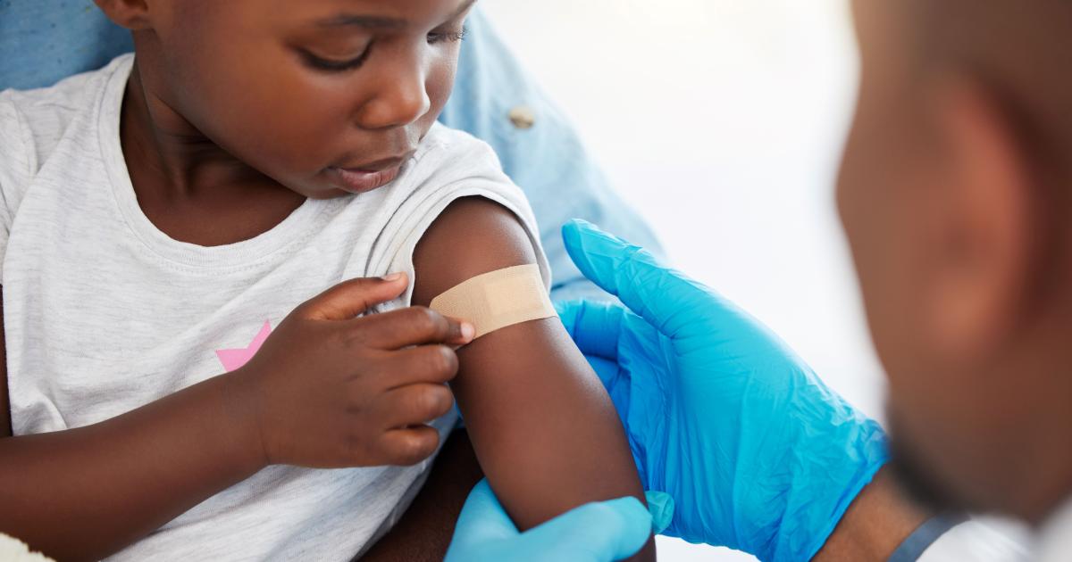 Childhood Vaccination Requirements for Students in the U.S. | SettleIn US